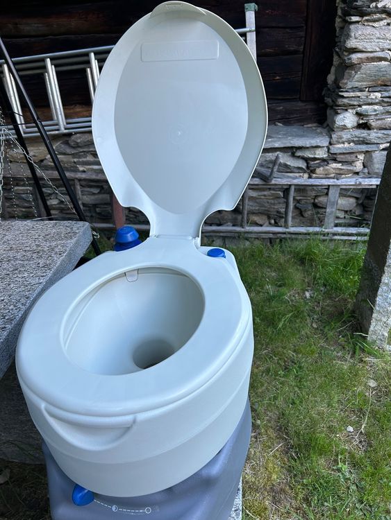 Camping WC (Gebraucht) in Finstersee für CHF 30 – nur Abholung auf ...