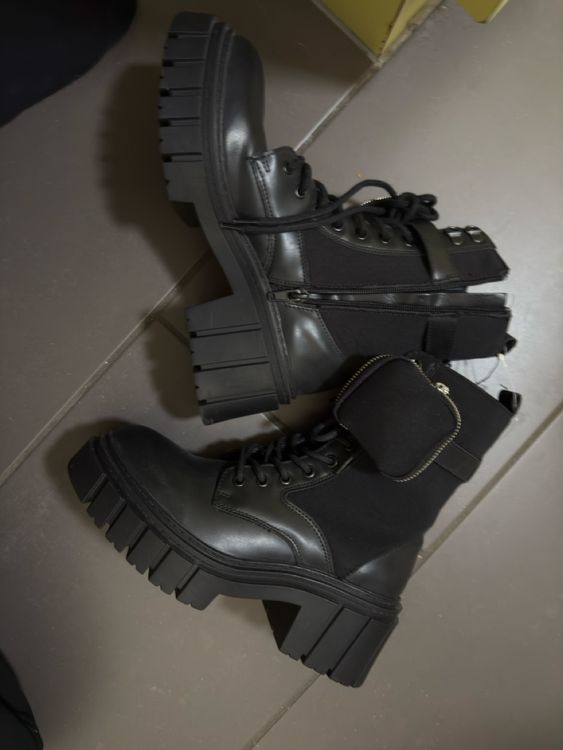 Schwarze Boots mit Tasche Gr. 37 (Neu und originalverpackt) in Zürich ...