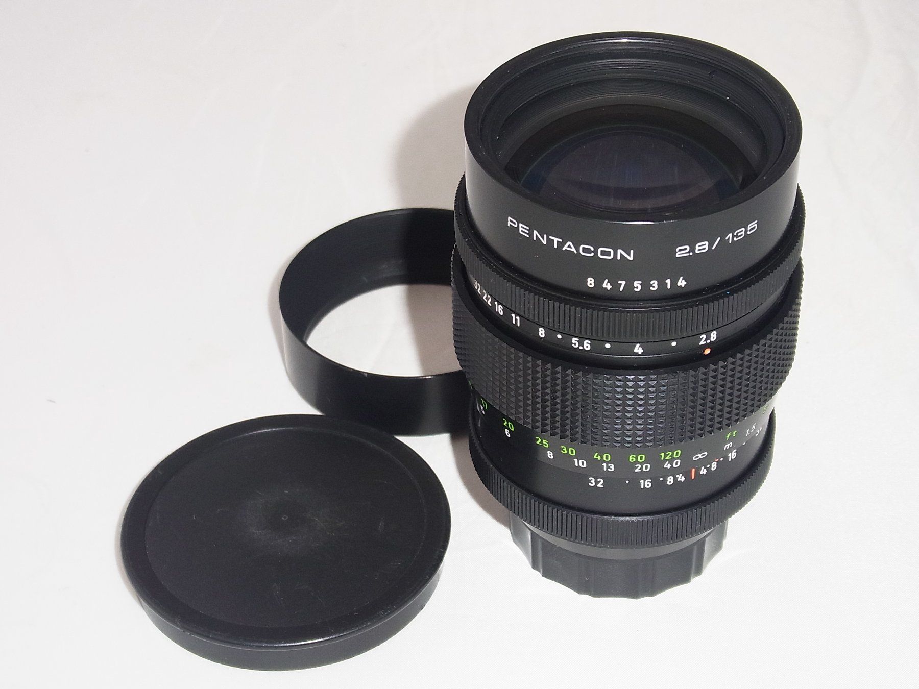 AusVerkauf Bokeh Pentacon 135mm F2.8 M42 15 Lamellen 517 #v2 (Neuf ...
