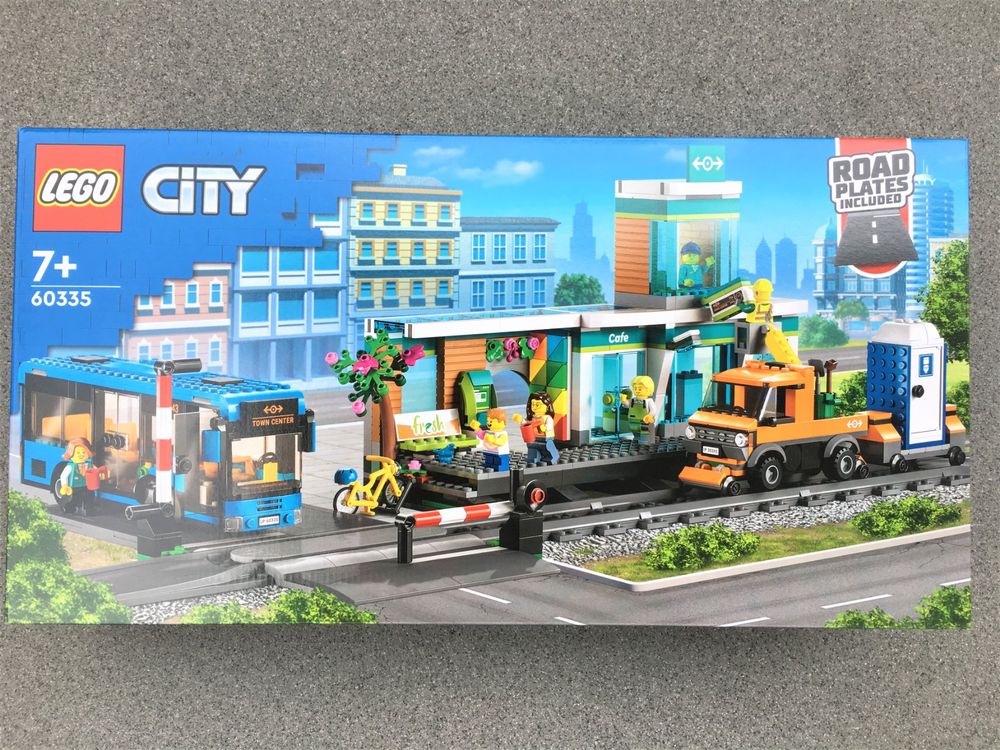 LEGO Eisenbahn # 60335 Bahnhof mit BUS NEU OVP (Neu und originalverpackt) in LAUSANNE für CHF 60 ...