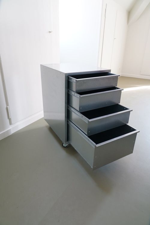 Büro Rollcontainer H Design (Gebraucht) in Zürich für CHF 100 – nur ...