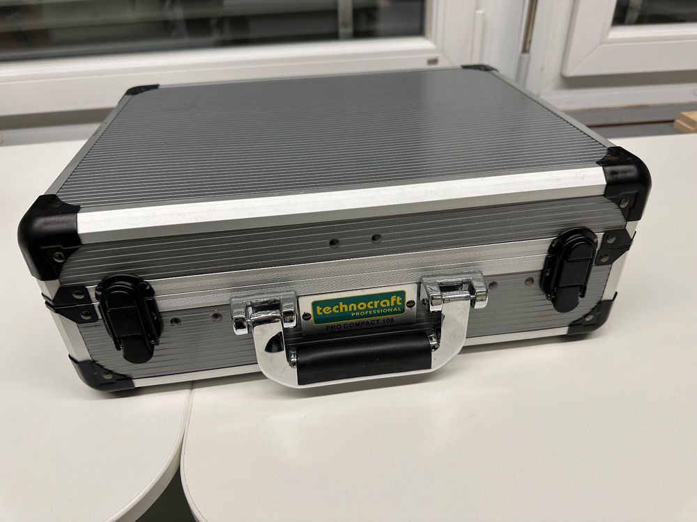 Technocraft Werkzeugkoffer pro Compact 106 (Gebraucht) in Volketswil ...