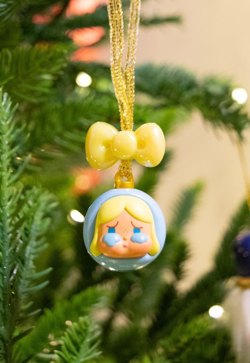 POP MART PopBean Christmas Ball Series Tree Ornament CRYBABY (Neu und ...