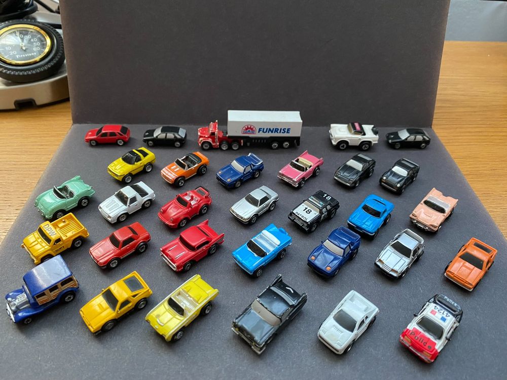 32 Micro Machines Autos (Gebraucht) in Spiez für CHF 61.9 – mit ...