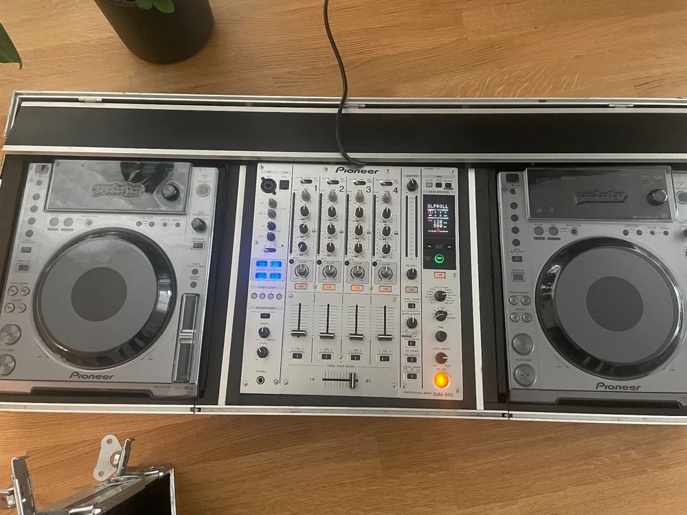 Pioneer DJM-850 + CDJ-850 dj set (Gebraucht) in Zürich für CHF 1500 ...