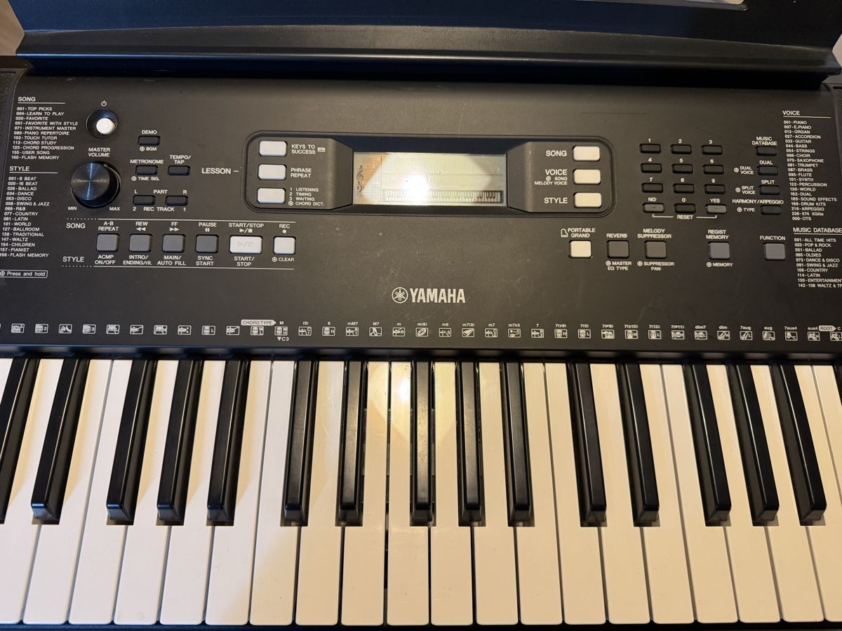 Yamaha Keyboard (Gebraucht) in Wattenwil für CHF 150 – nur Abholung auf ...