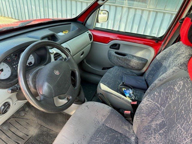 Renault Kangoo 1.6 16V Privil.4x4 Anhängelast 2500kg (Gebraucht) in ...