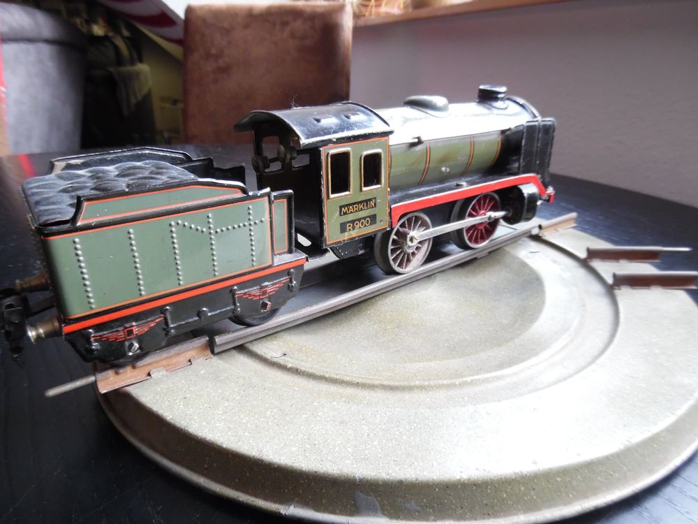 Antike Märklin Dampf-Lok R 900 mit Tender 909/9 Uhrwerk (Gebraucht) in ...