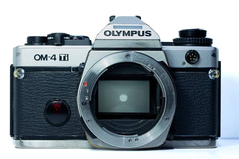 Olympus OM4 Ti Silver, (body only, film tested). (Gebraucht) in ...