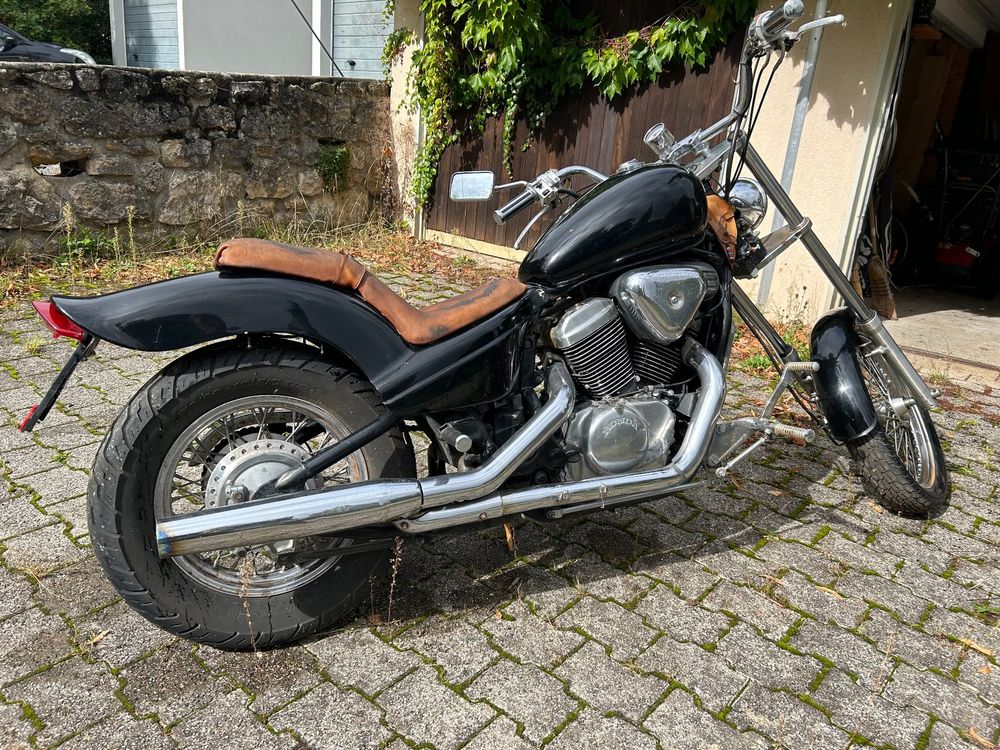 HONDA SHADOW 600 modifiée chopper, A RESTAURER (Gebraucht) in St-George ...