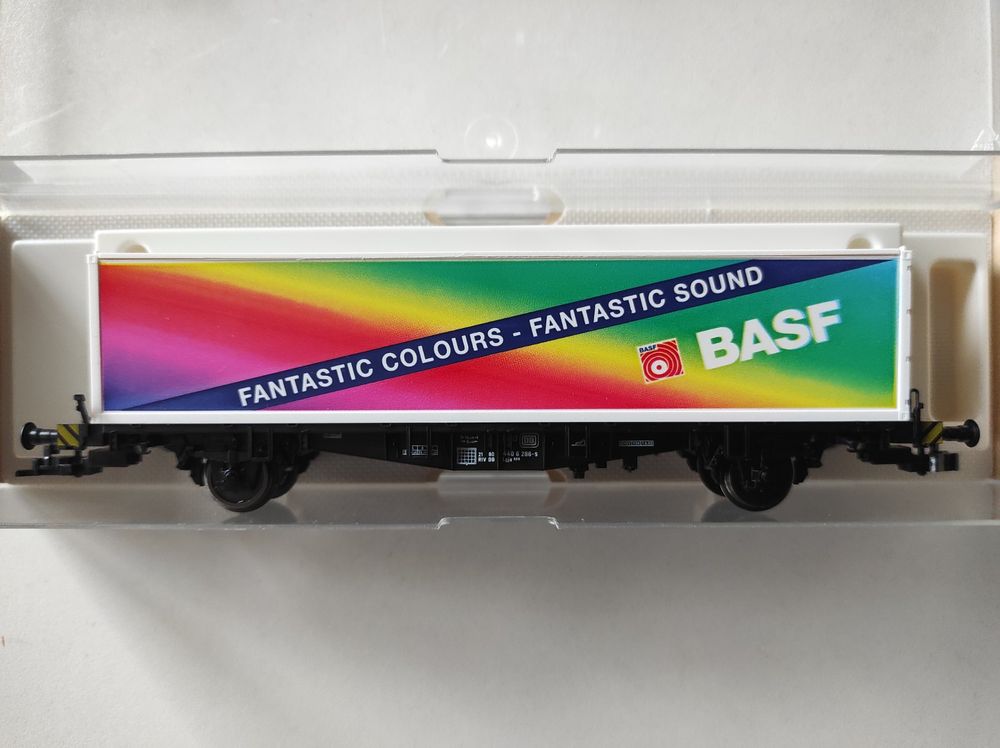 Containerwagen "BASF" der DB von Fleischmann H0, GS (Neu und ...