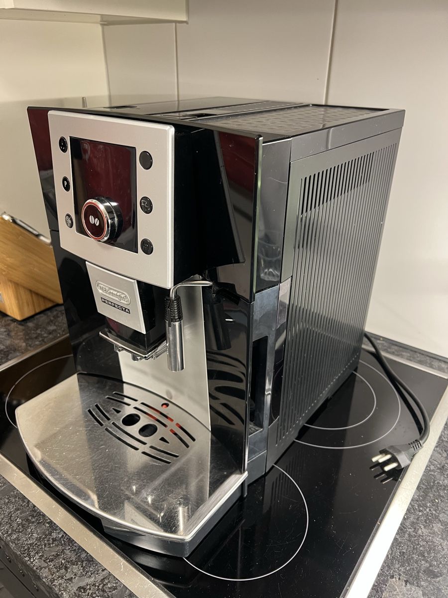 Delonghi Perfecta (Gebraucht) in Zürich für CHF 76 – nur Abholung auf ...