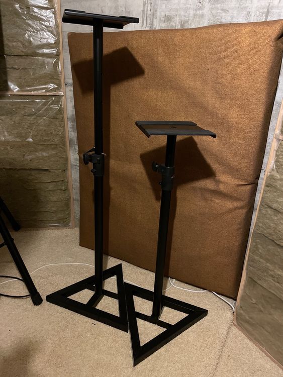 2 Stative für Boxen / Monitore | Kaufen auf Ricardo