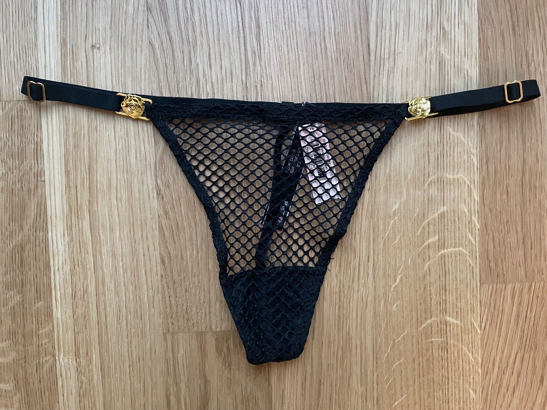 Victoria’s Secret Adjustable Fishnet V-String Thong S NEW (Neu und ...