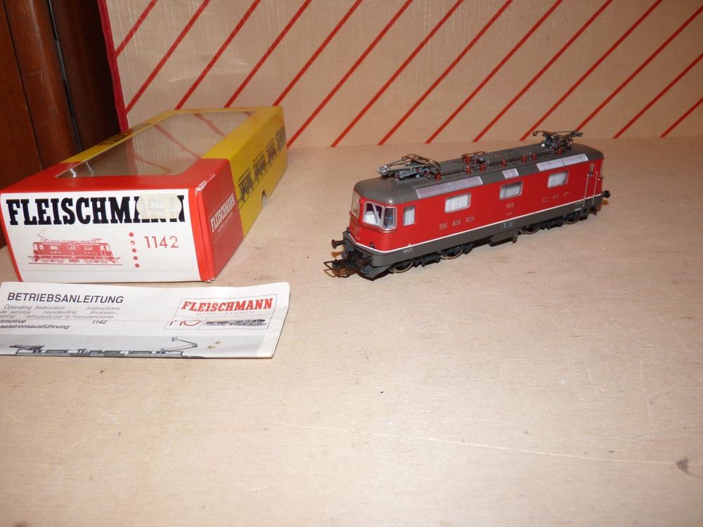 Re 4/4 II er SBB Fleischmann Spur H0 (Gebraucht) in Rudolfstetten für ...