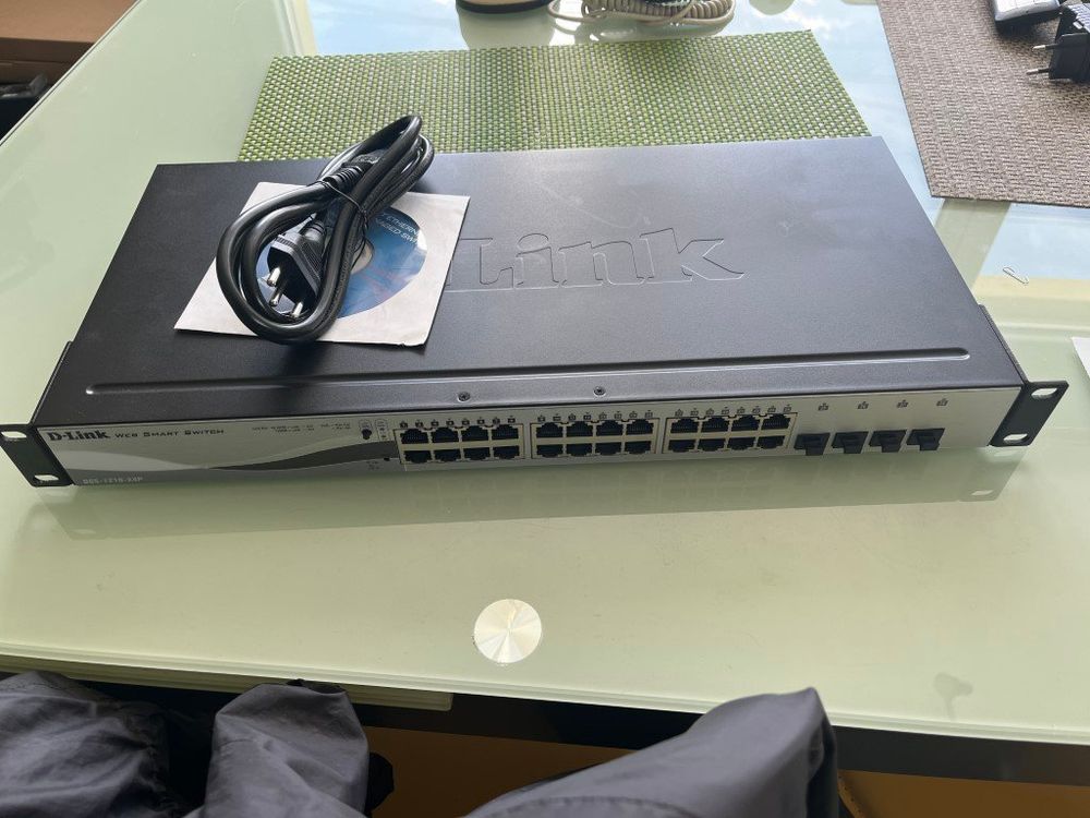 D-Link DGS-1210-24P 24 Port Managed 19" PoE Switch Gigabit (Gebraucht ...