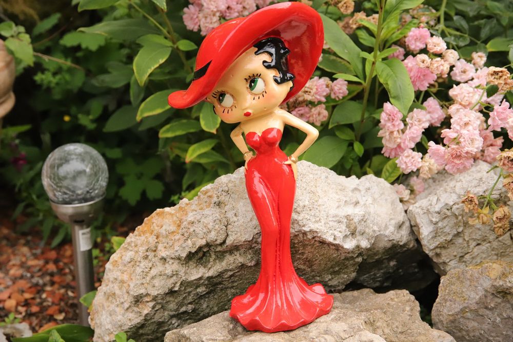 Betty Boop en résine ht. 30 cm | Kaufen auf Ricardo