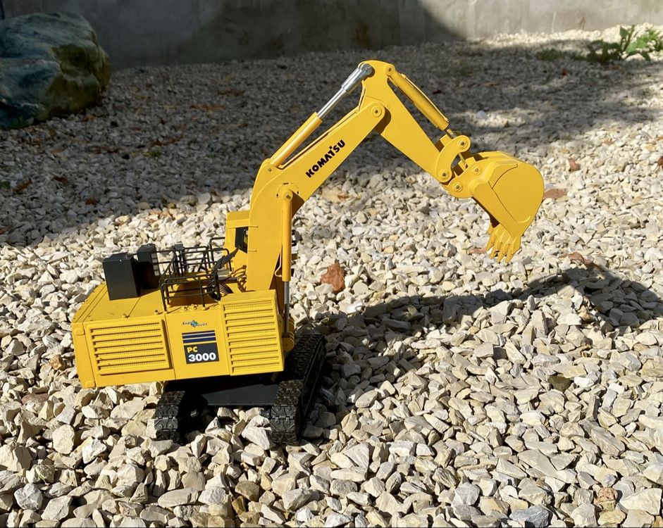 Komatsu PC 3000 Super Schaufel Bagger Modell NZG 1:50 (Gebraucht) in ...