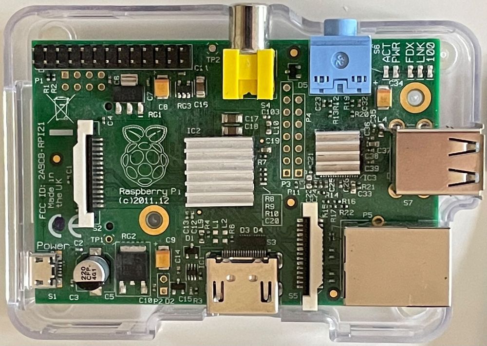 Raspberry pi avec ecran et camera (Gebraucht) in Meyrin für CHF 24 ...