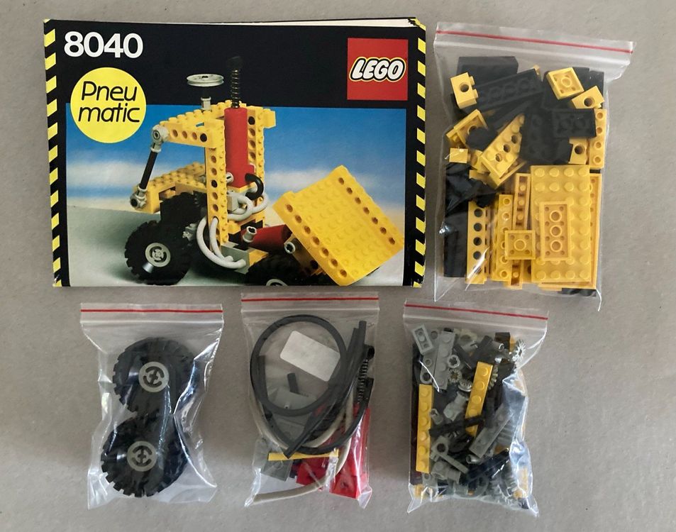 Lego Technic 8040 Pneumatic Building Set 5 in 1 von 1984 (Gebraucht) in ...