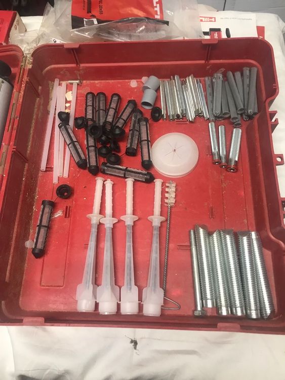 Hilti Hit MD 2000 für Injektion-Dübel-Anwendung (Gebraucht) in ...