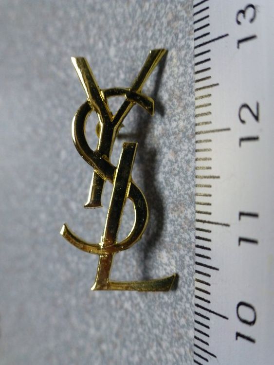 PIN PINS FIRMA YSL Yves Saint Laurent Logo gross | Kaufen auf Ricardo