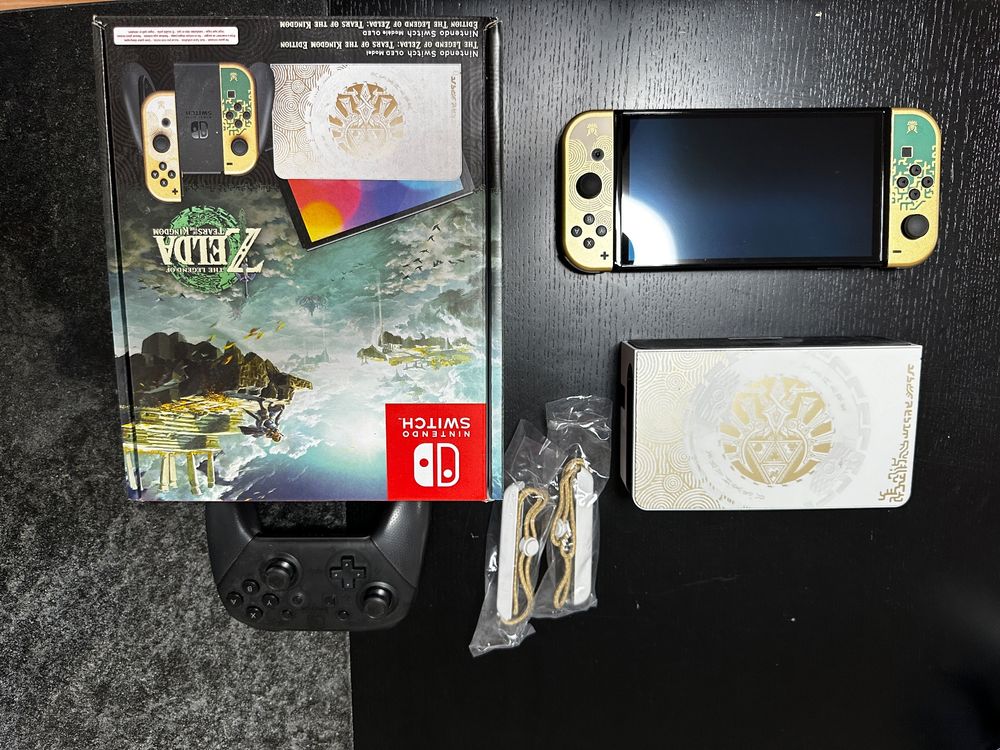Nintendo Switch Oled Zelde edition (Gebraucht) in Zürich für CHF 270 ...