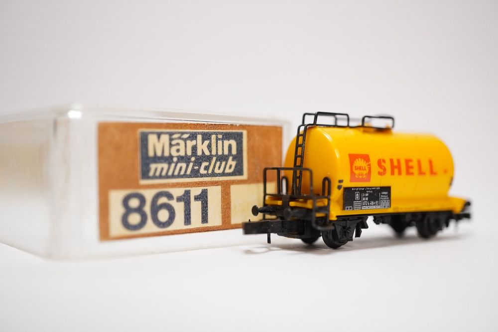 e33 Märklin 8611 DB Tankwagen Shell 2-achs (Gebraucht) in Thun für CHF 14 – mit Lieferung auf ...