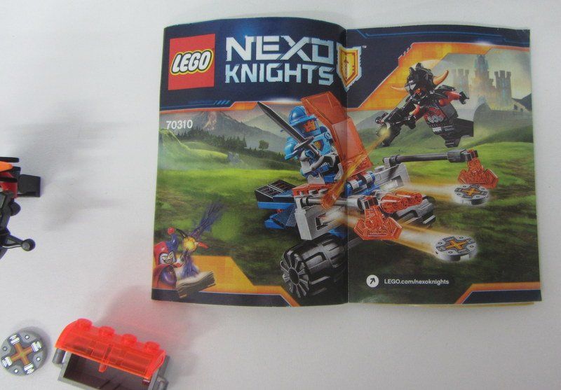 Lego NEXO KNIGHTS 70310 " Knighton Battle Blaster " (Gebraucht) in ...