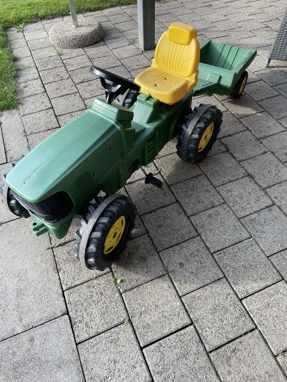 Robuster John Deere Trettraktor mit Anhänger Farmer grün (Gebraucht) in ...