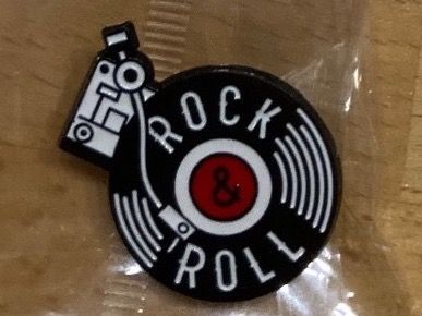 Rock n’ Roll Pin Anstecker Punk Rock Metal Pop (Neu (gemäss ...