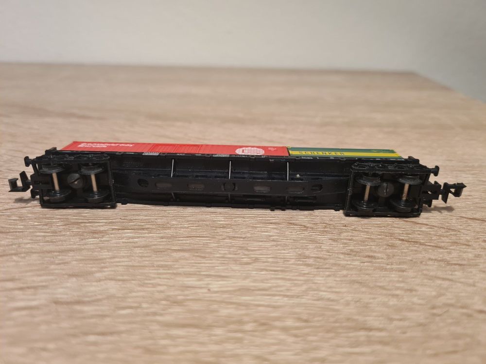 Minitrix Containerwagen Schenker N (Gebraucht) in St-Aubin-Sauges für ...
