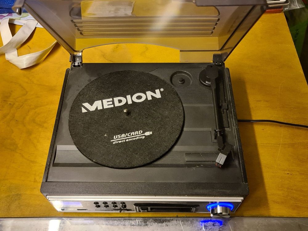MEDION TURNTABLE CASSETTE ENCODE SYSTEM (Gebraucht) in Kriens für CHF ...