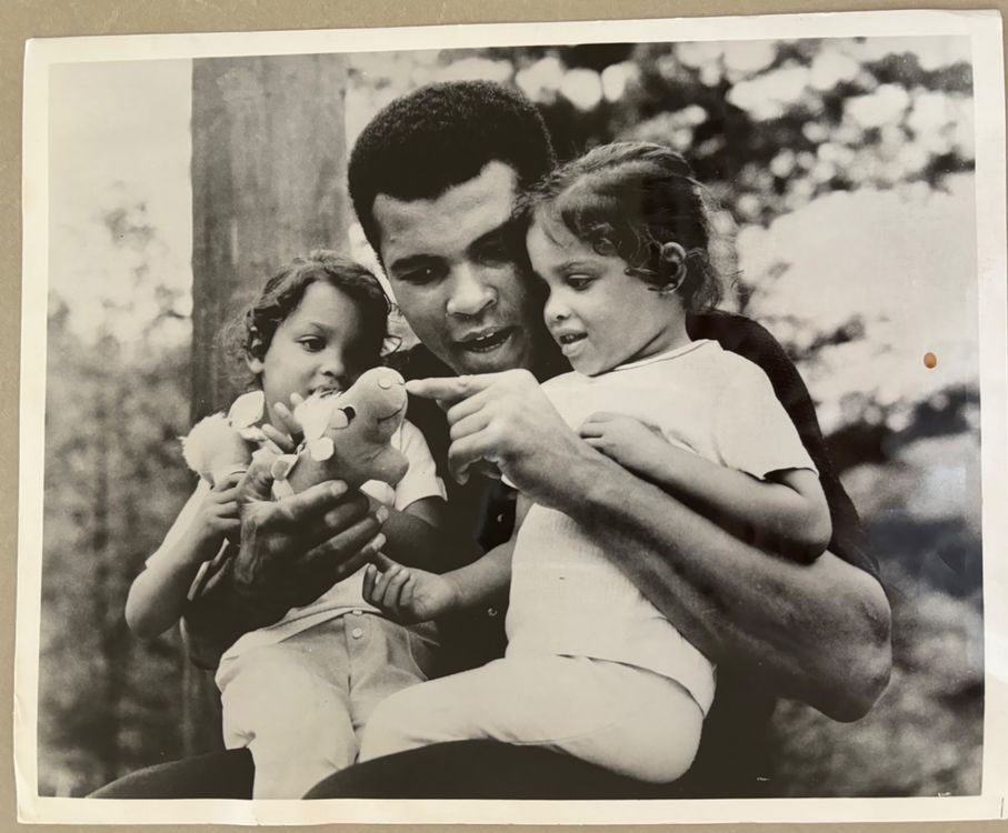 Boxen, Muhammad Ali / Cassius Clay mit seinen Kindern! RAR (Gebraucht) in für CHF 39 – mit ...