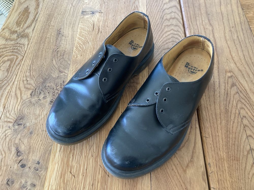 Doc Martens low (Gebraucht) in für CHF 41 – mit Lieferung auf Ricardo ...