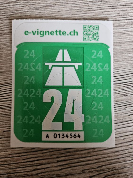 Autobahnvignette 2024 (Neu und originalverpackt) in Hunzenschwil für CHF 36 – mit Lieferung auf ...