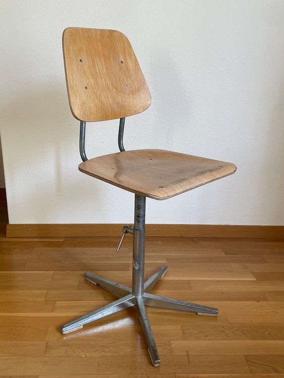 EMBRU Schweizer Klassenzimmer-Stuhl | Kaufen auf Ricardo