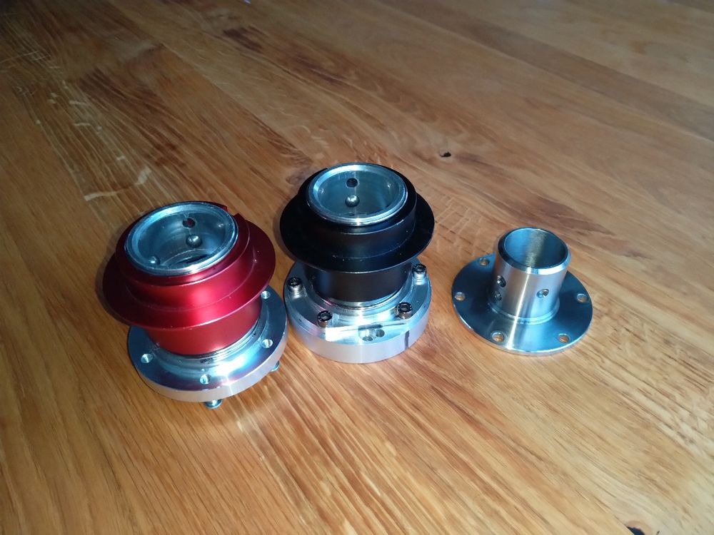 Fanatec QR, QR1 und Base-Adapter (Gebraucht) in Sissach für CHF 112 – mit Lieferung auf Ricardo ...