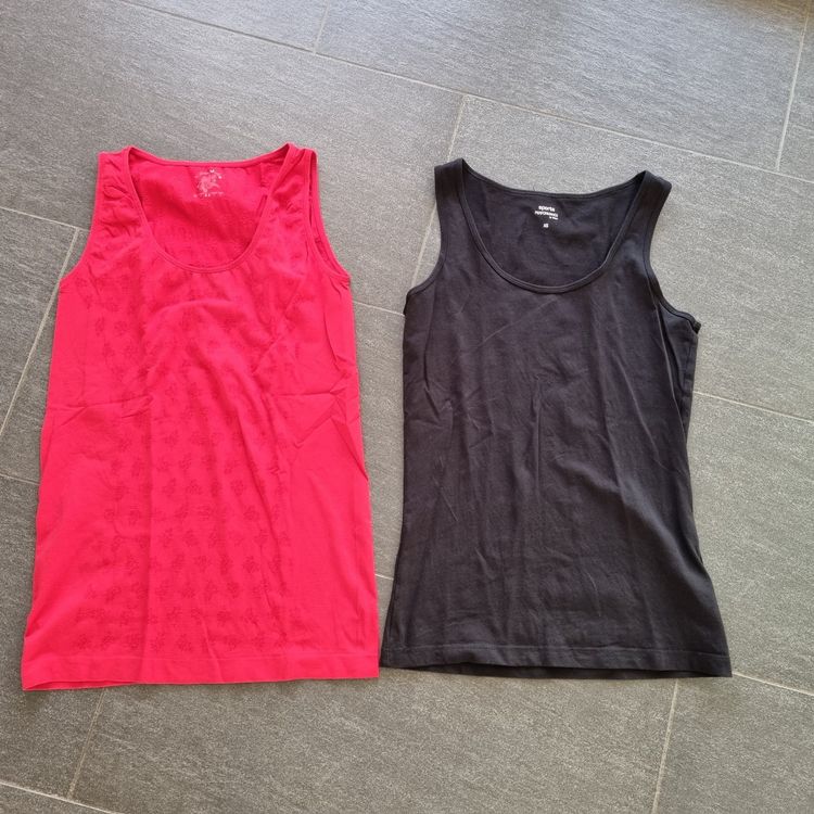 🌸 2 SPORT TOPS XS 🌸 (Gebraucht) in Diepflingen für CHF 8 – mit ...