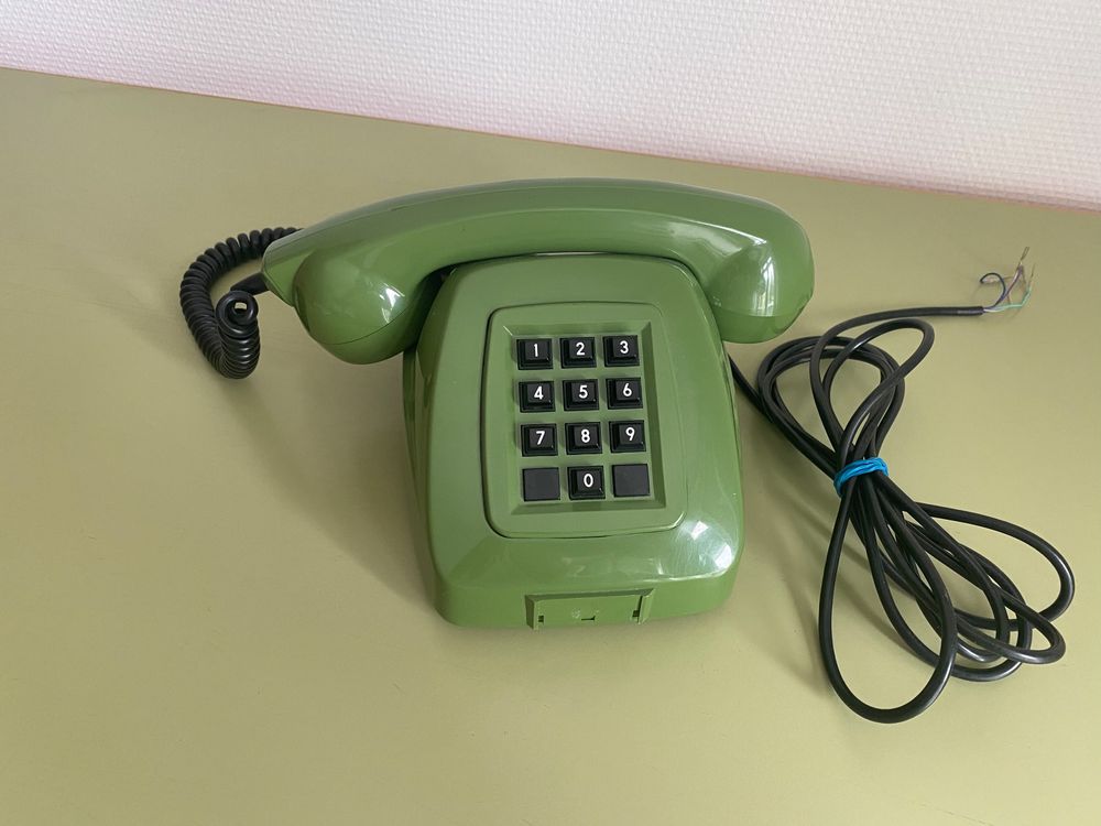 altes PTT Telefon - Modell 70 - 1981 (Gebraucht) in für CHF 35 – mit ...