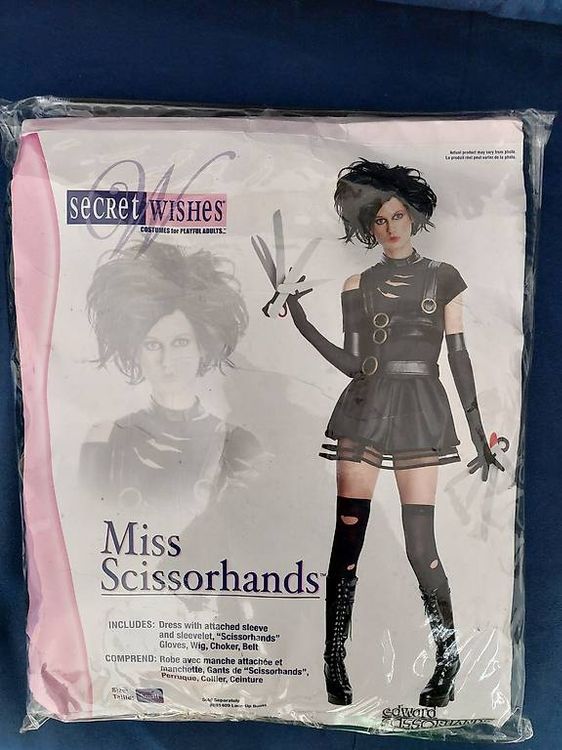 Miss Scissorhands Kostüm (Gebraucht) in Flaach für CHF 14 – mit Lieferung auf Ricardo kaufen
