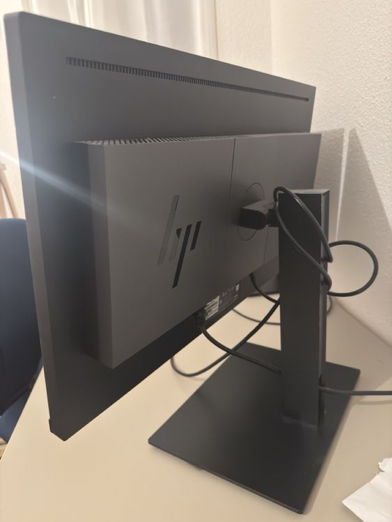 HP Z27 4K Monitor - 27 Zoll (Gebraucht) in Zürich für CHF 150 – nur ...