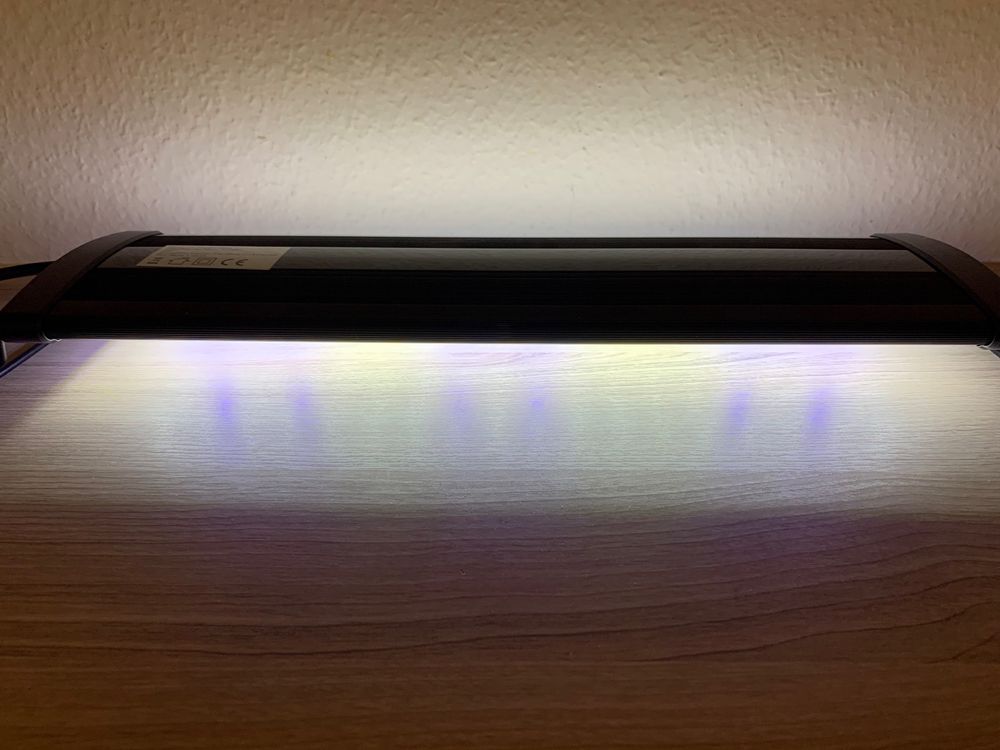 Led-Panel für Aquarium (Neu (gemäss Beschreibung)) in Zürich für CHF 25 ...