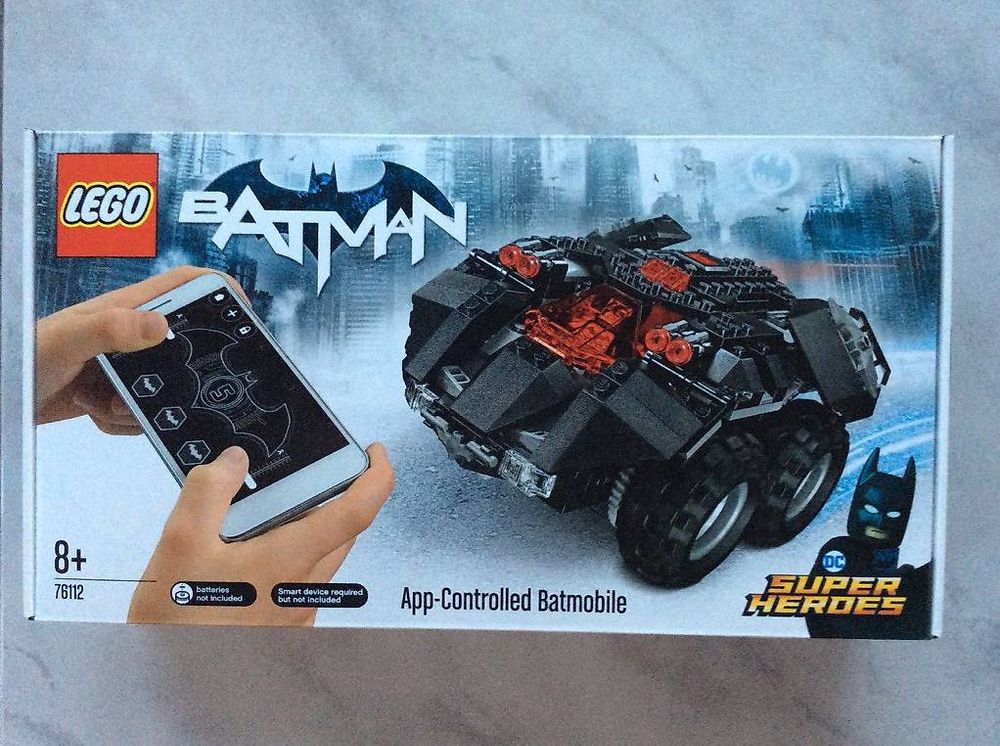 Lego Batmobile 76112, fabrikneu und ungeöffnet (Neu und ...