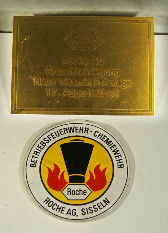 Roche Schild, Emblem (Gebraucht) in Herisau für CHF 35 – mit Lieferung ...