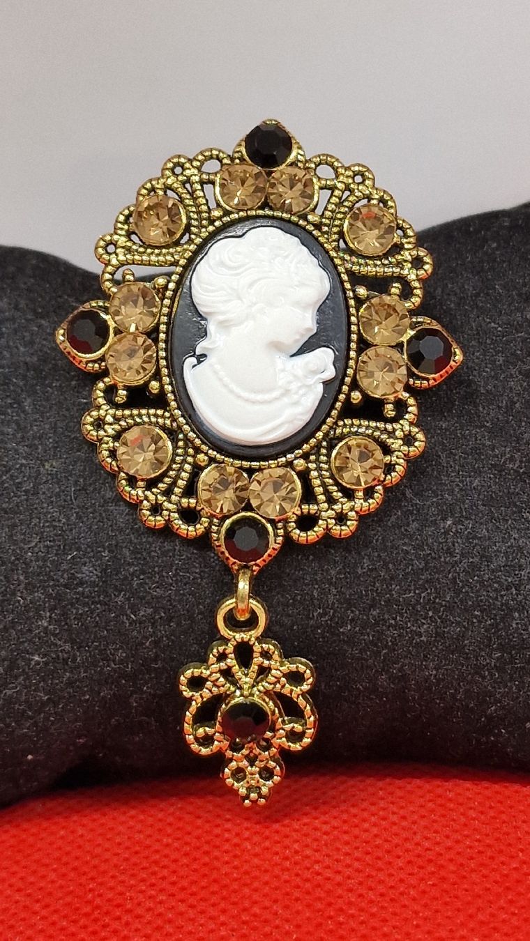 Elegante Vintage Brosche mit Cameo-Motiv, goldfarben 💍! (Neu (gemäss ...