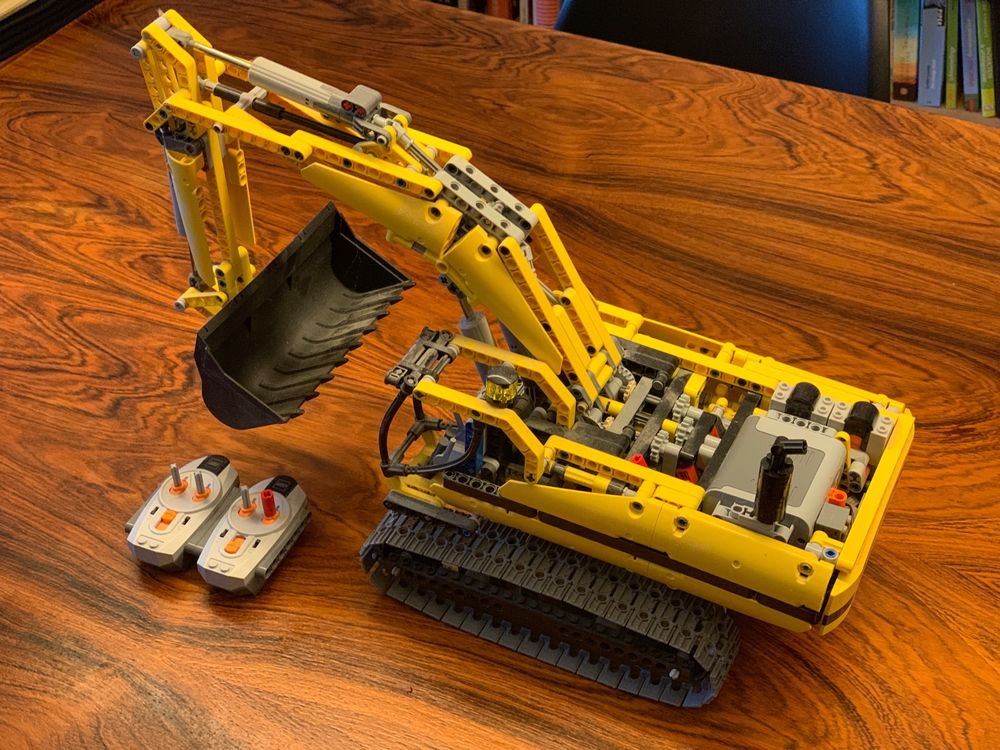 Lego Technic 8043 Motorisierter Raupenbagger, ferngesteuert (Gebraucht ...