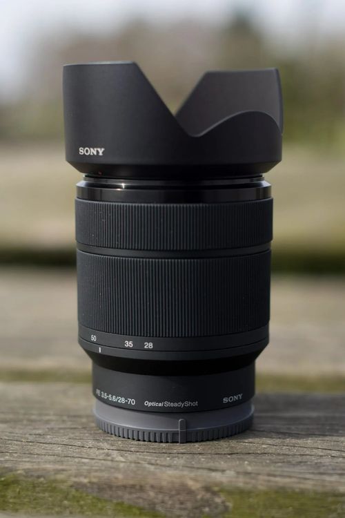 Sony FE 28–70 mm F3,5–5,6 OSS Zoom Objektiv | Kaufen auf Ricardo
