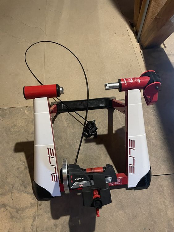 Elite Novo Force Rolle Hometrainer (Gebraucht) in Sierre für CHF 30 ...