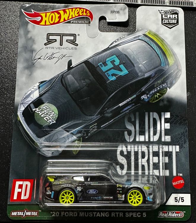 Hotwheels premium Slide Street Ford Mustang RTR SPEC 5 | Kaufen auf Ricardo